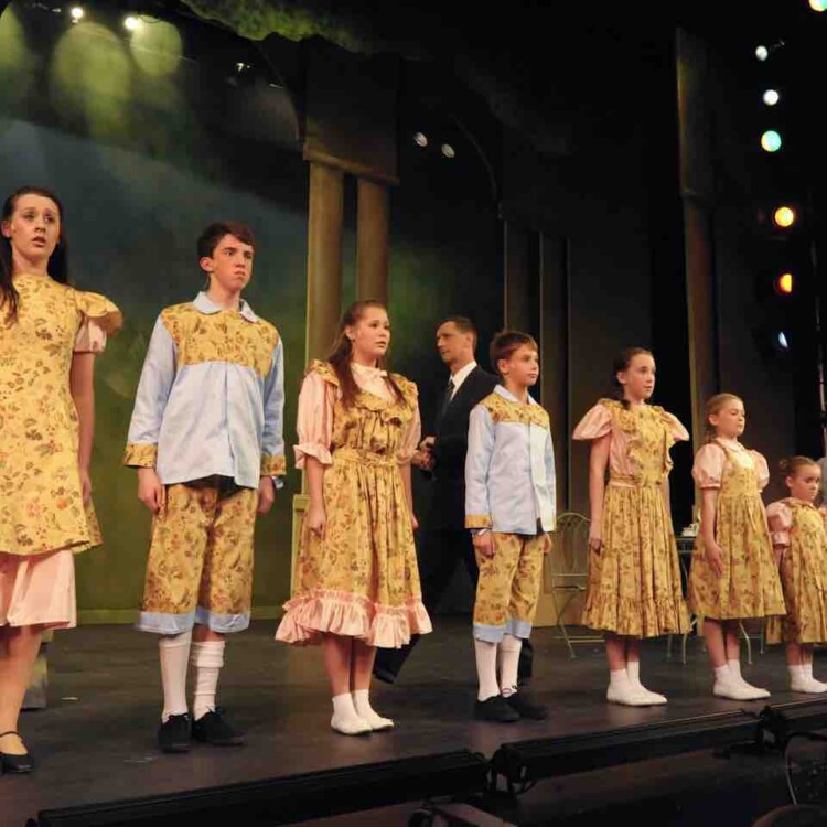 Costume Gallery – The Sound of Music – Costume Workshop